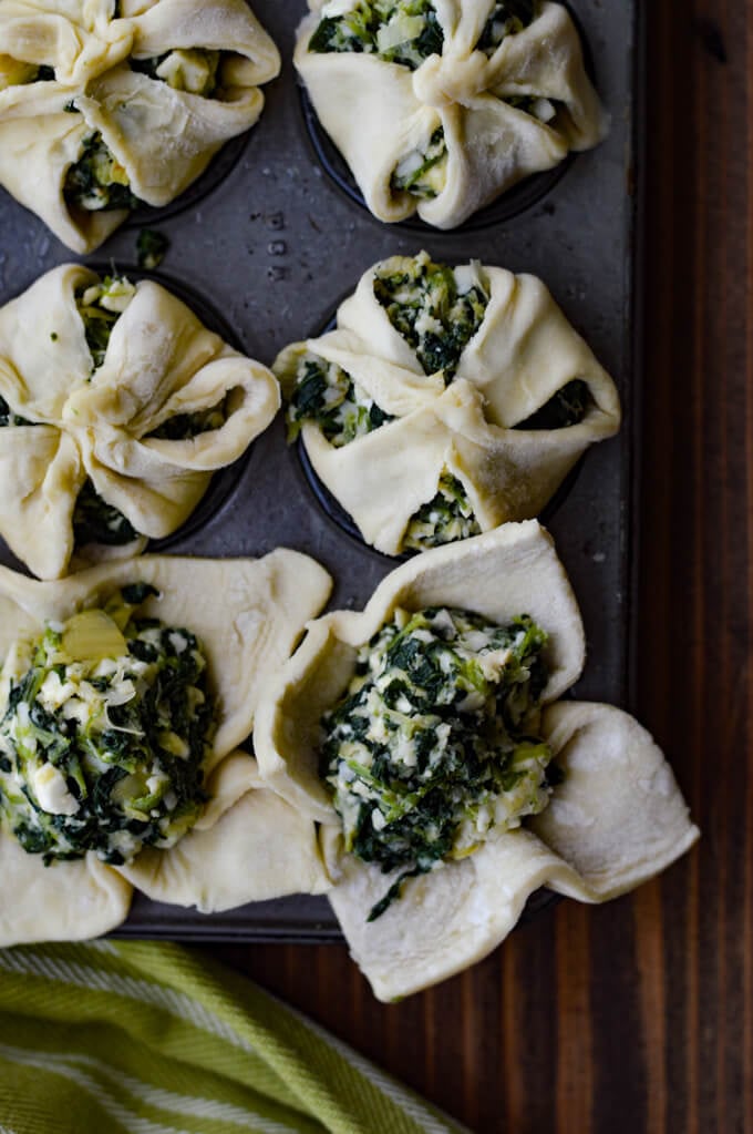Feta and Spinach Puff Pastry Appetizers - Linger